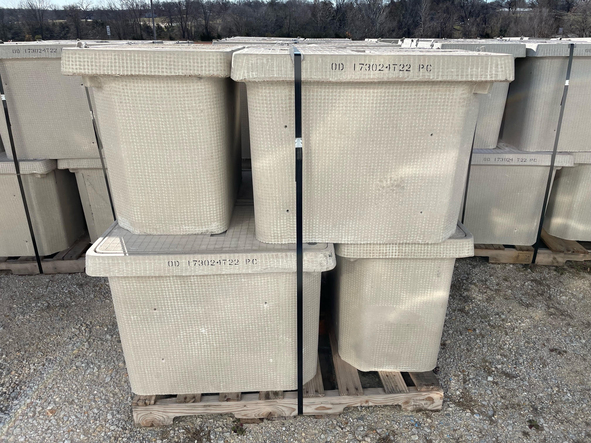 Polymer Concrete Pull Box 48x60x48 Polymer Concrete Tier 22 Handhole